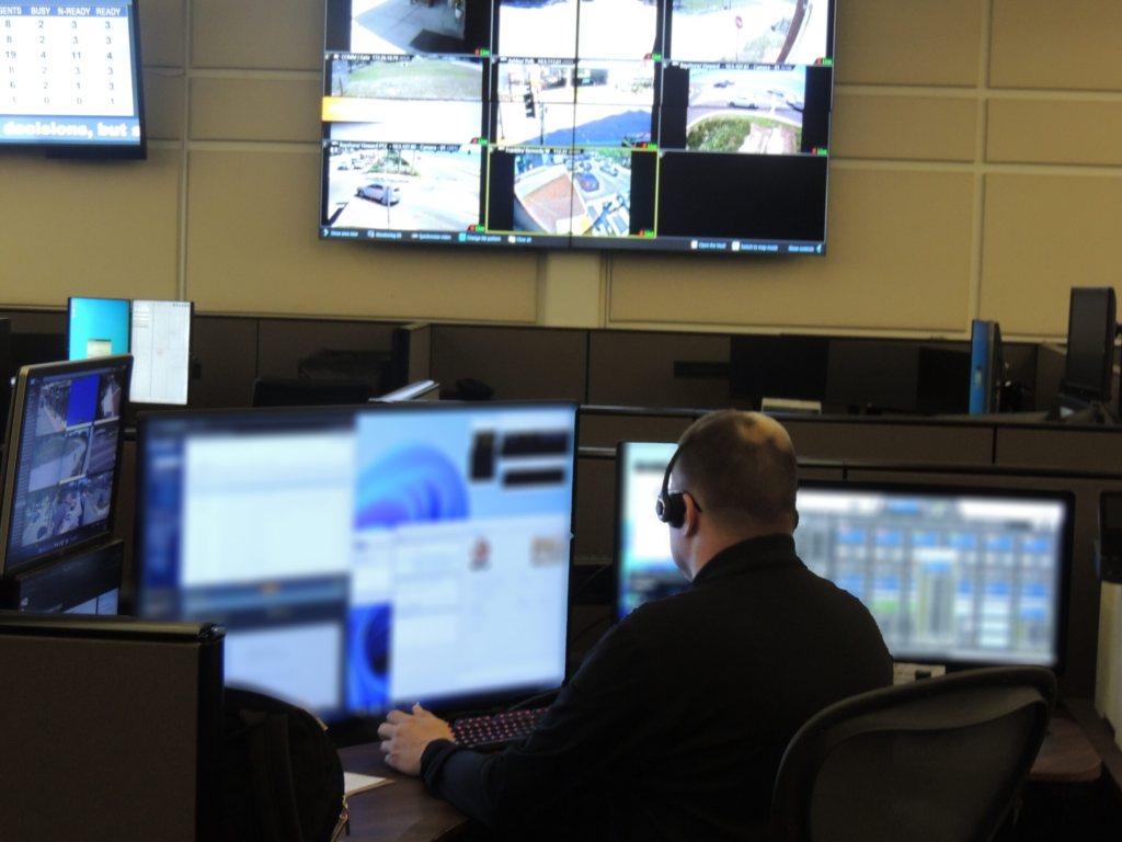 Tampa police integrate mental health specialists to handle crisis calls ...